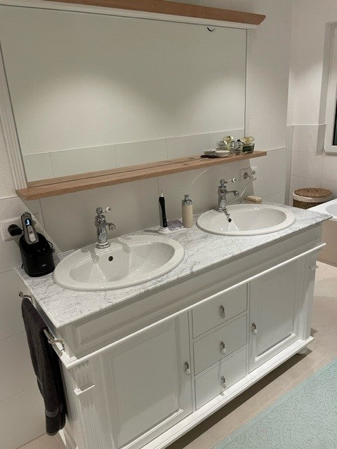 Marmor und Massivholz werten das Badezimmer auf! – Land & Liebe